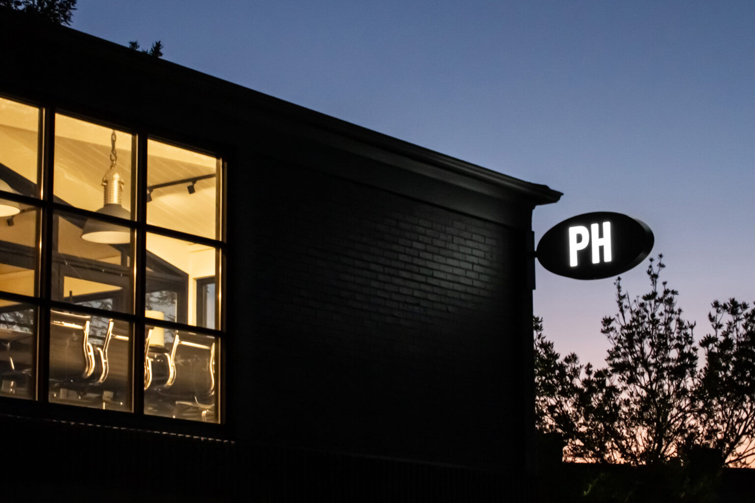 Sign Letters & Logos – Blade Signs | Gemini Signage