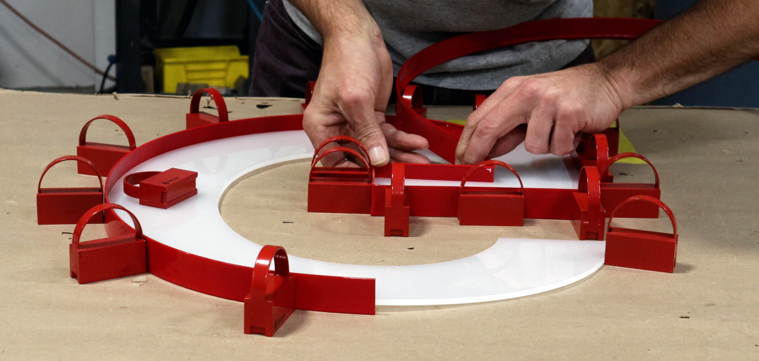 Sign Supplies – GemTrim™ Trim Cap | Gemini Signage